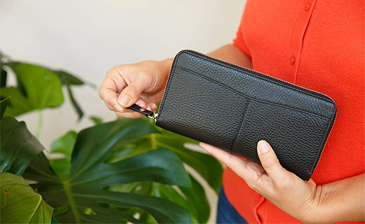 The Ultimate Collection of Leather Wallets for Women: A Style Guide